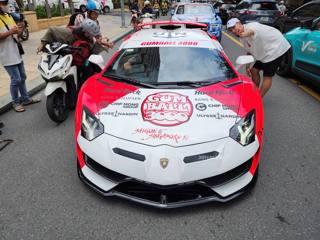Gumball 3000 2024: Đoàn xe chính thức khởi hành từ TPHCM đến Phnom Penh